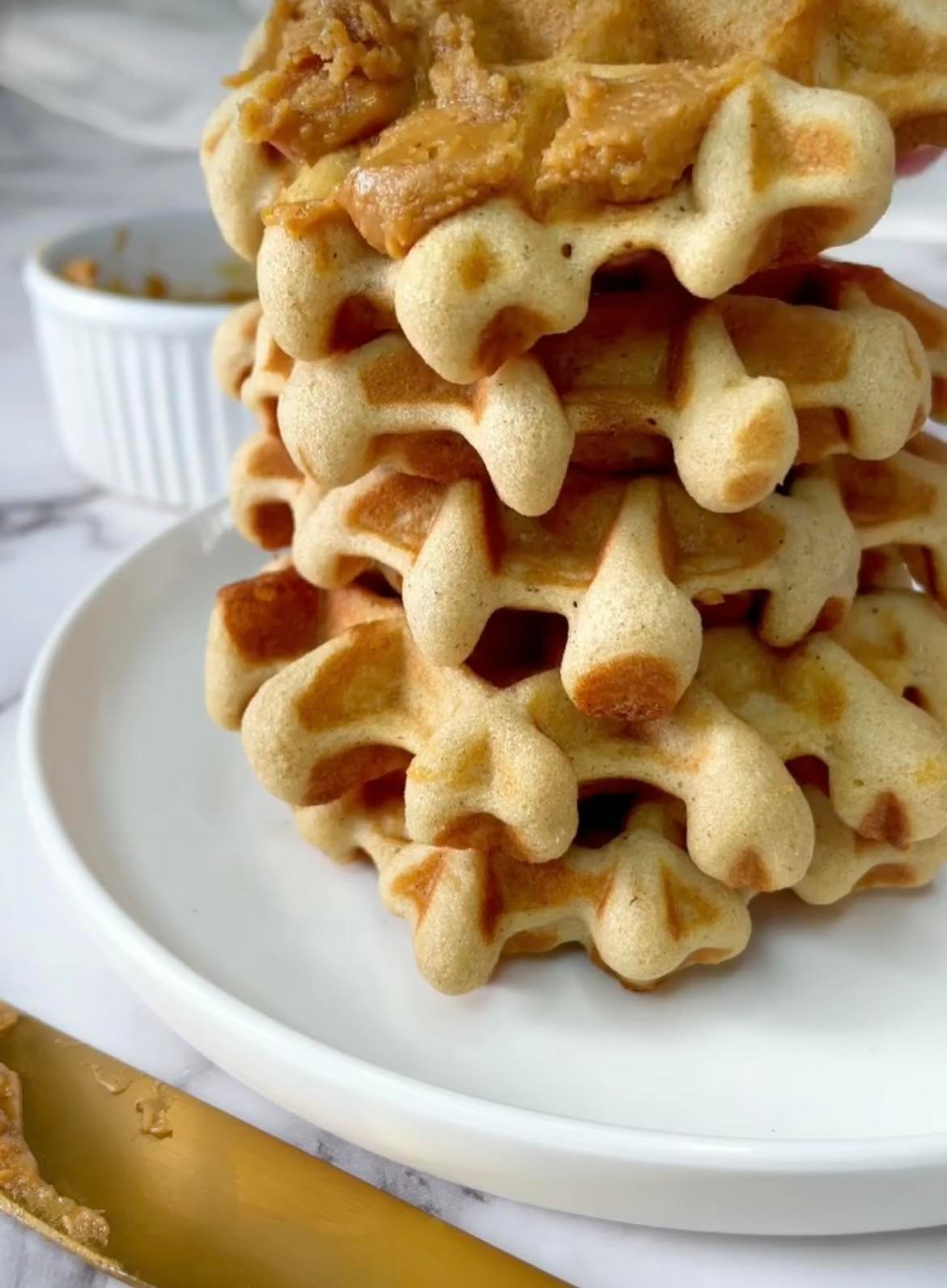 Gaufres sans gluten, légères et moelleuses, sans lactose – By Flora B